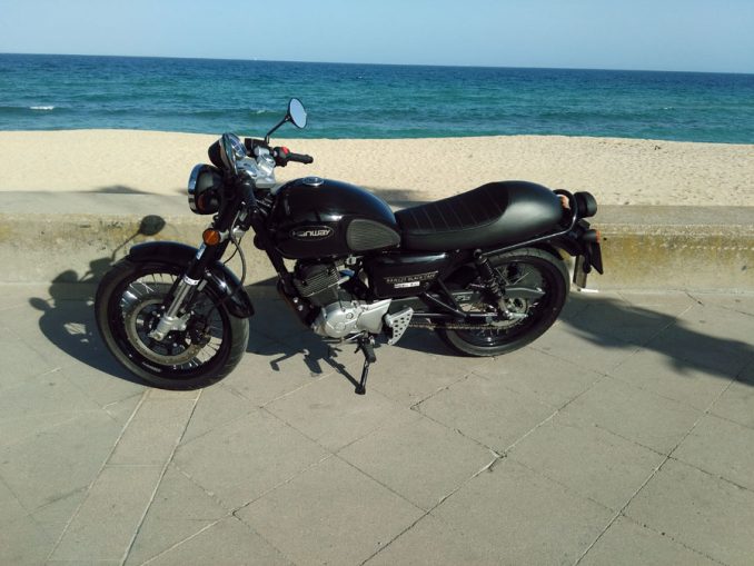 Prueba a fondo Hanway Raw 125 Café Racer - Motosonline.net